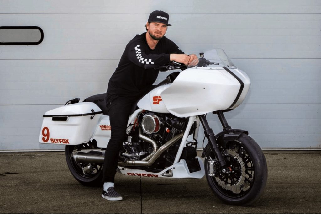 Harley-Davidson Road King de 2018 customisée par Slyfox Performance