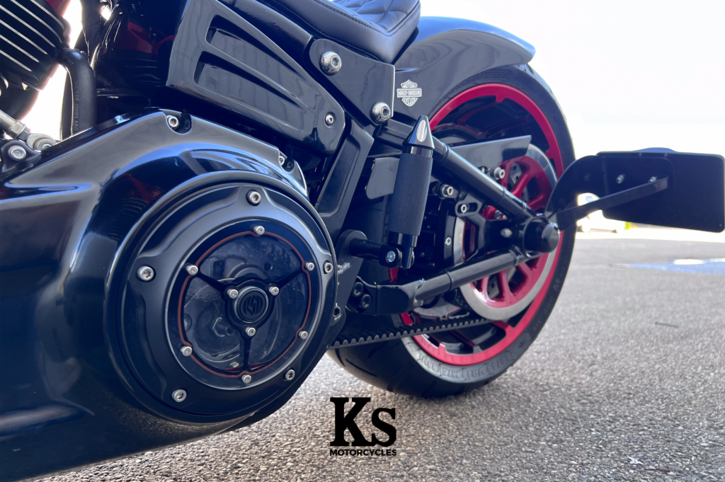 Le Softail Fat Boy M8 : Une transformation diabolique - KS Motorcycles